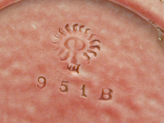 Antique Pottery Marks Slideshow antique-pottery-marks-slideshow