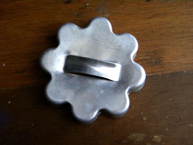 Antique Cookie Cutters History & Value | LoveToKnow