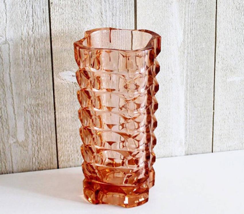 Exploring the Charm of Pink Depression Glass | LoveToKnow