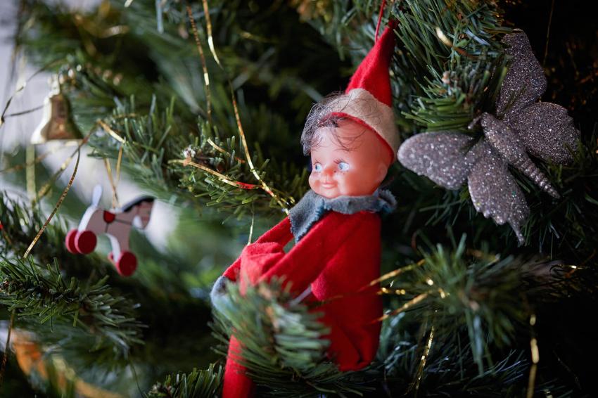 21 Vintage Holiday Decorations You'll Remember From Your Childhood ...