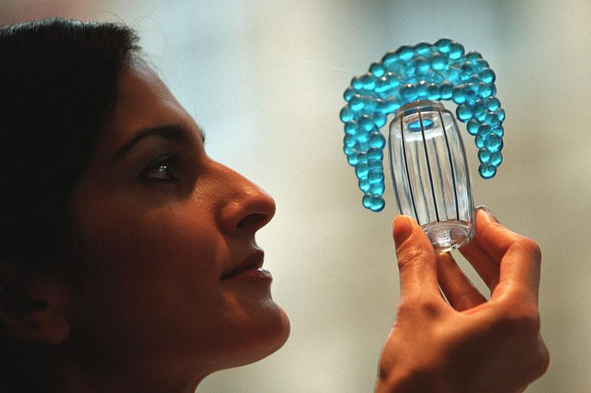 7 Vintage Perfumes to Take You Back in Time | LoveToKnow