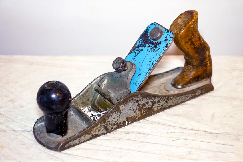 Pictures of Antique Hand Tools and Their Usage | LoveToKnow