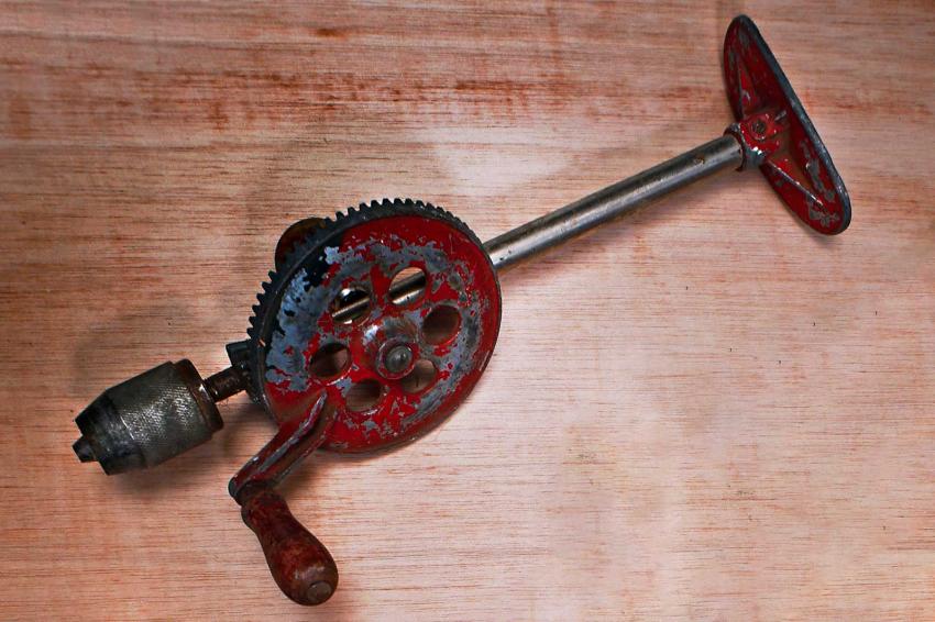 Pictures of Antique Hand Tools and Their Usage | LoveToKnow