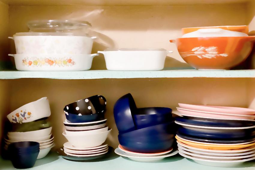 7 Vintage Dishes Worth Money You Might Have in Your Kitchen | LoveToKnow