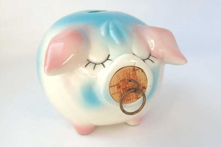 8 Antique & Vintage Piggy Banks Worth Some Serious Coin | LoveToKnow