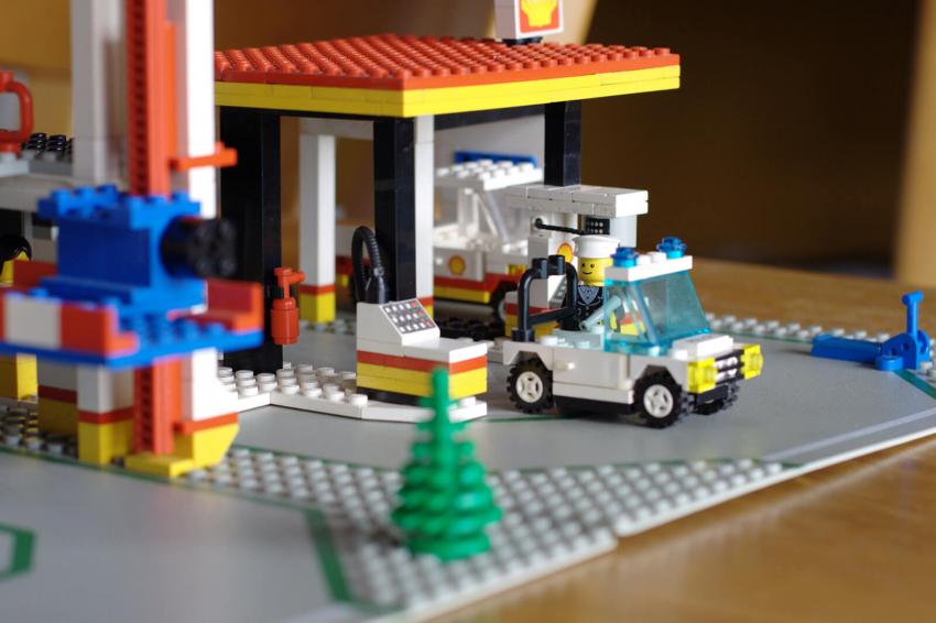 10 Vintage Lego Sets You Loved as a Kid | LoveToKnow