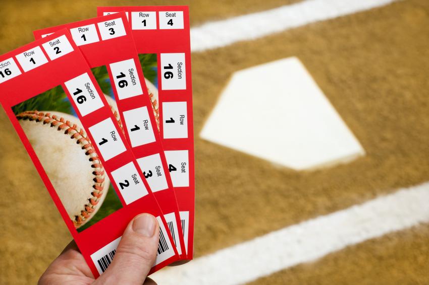 12 Baseball-Themed Party Ideas That Are a Grand Slam | LoveToKnow