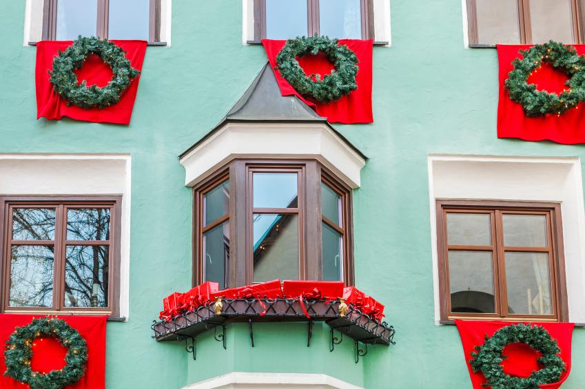 Gorgeous Italian Christmas Decorations to Inspire You | LoveToKnow