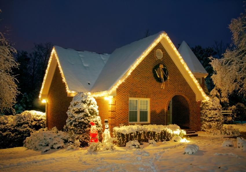 12 Beautiful Christmas Snow Scenes: Celebrate the Season | LoveToKnow