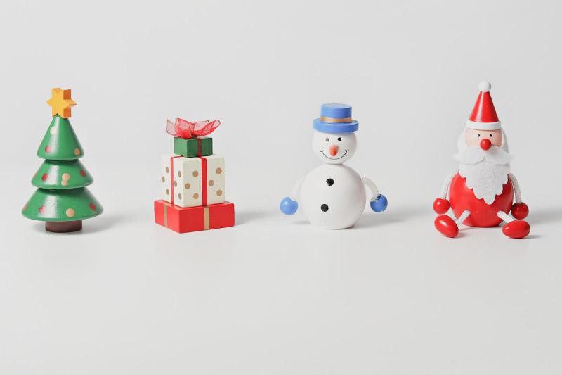 Free Christmas Stuff: A Guide on Where to Find Some | LoveToKnow