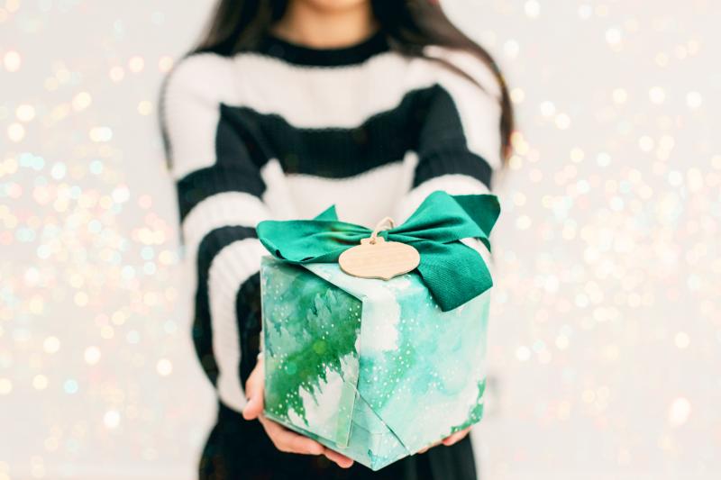 A Beginner's Guide to Wrapping Christmas Presents | LoveToKnow