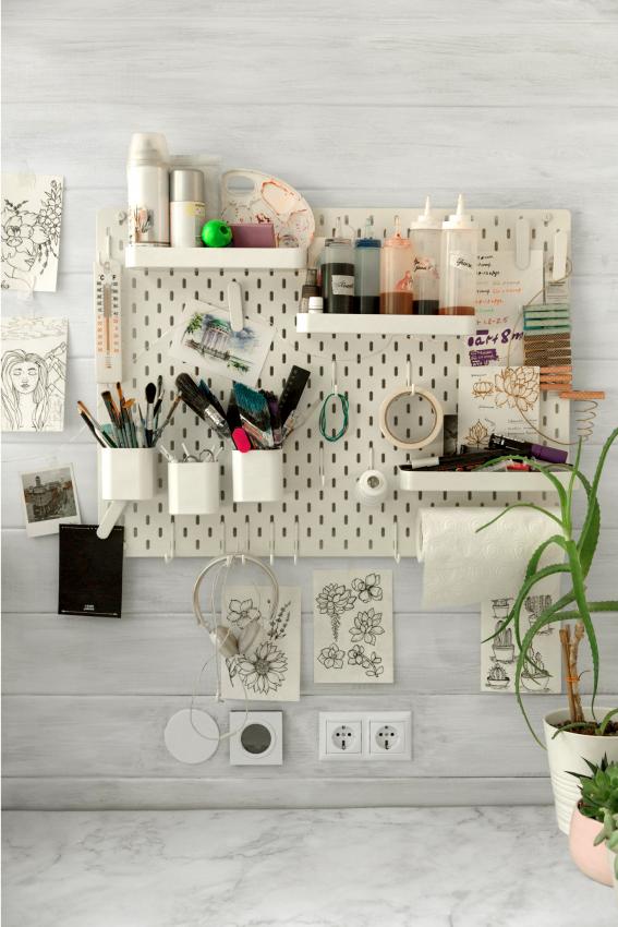 25 Arts & Craft Storage Ideas for a Clean Craft Room | LoveToKnow