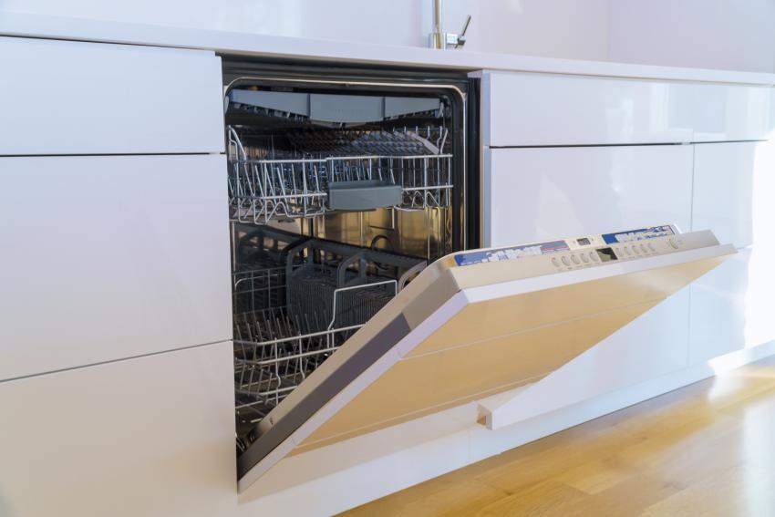 22 Things You Probably Didn't Know You Can Clean in the Dishwasher ...