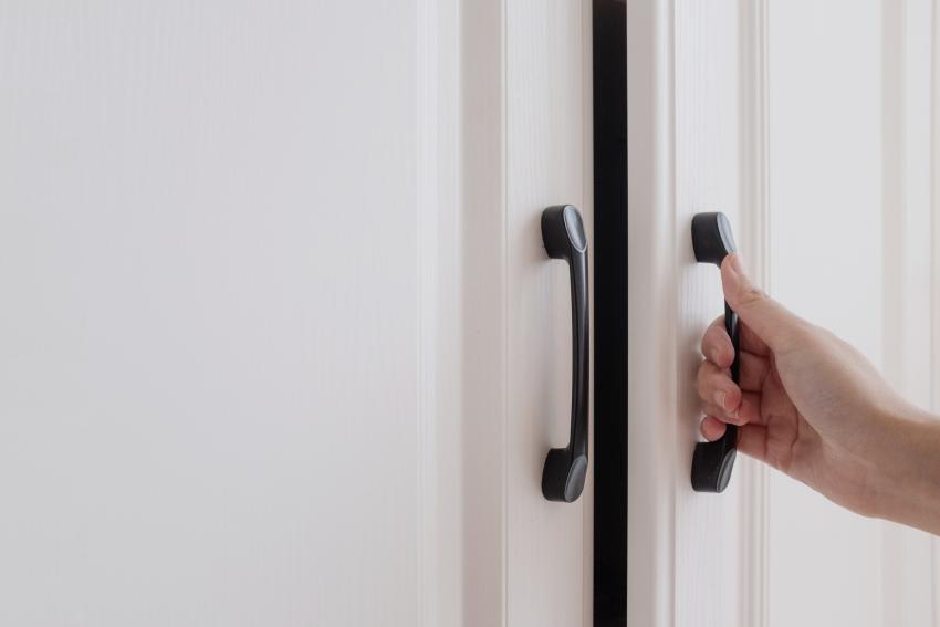 14 Ways to Make Your Closet Smell Good Right Now | LoveToKnow