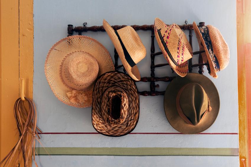 16 Clever Hat Storage Ideas to Maximize Your Space | LoveToKnow