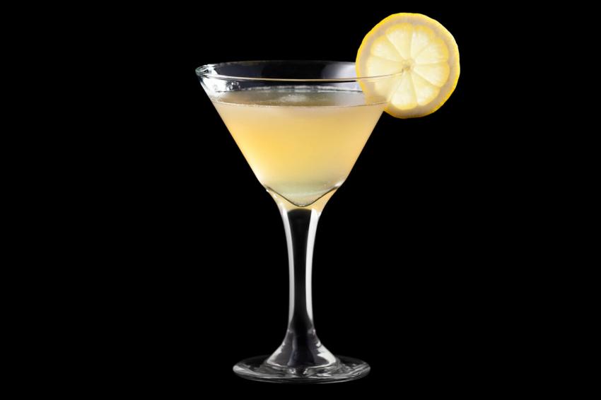 26 Tasty Rum Drinks for a Vacation Vibe | LoveToKnow