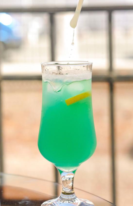 26 Tasty Rum Drinks for a Vacation Vibe | LoveToKnow