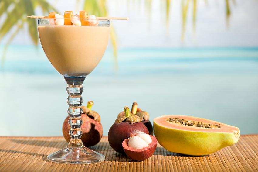 11 Hawaiian Drink Recipes That Are Straight From Paradise | LoveToKnow