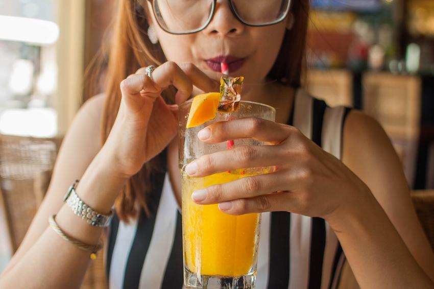 11 Hawaiian Drink Recipes That Are Straight From Paradise | LoveToKnow