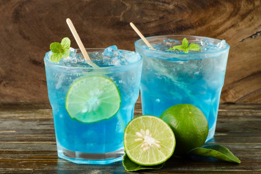 11 Hawaiian Drink Recipes That Are Straight From Paradise | LoveToKnow