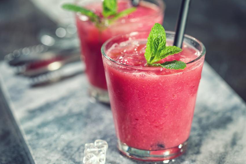 9 Refreshing & Boozy Slushie Cocktails to Beat the Heat | LoveToKnow