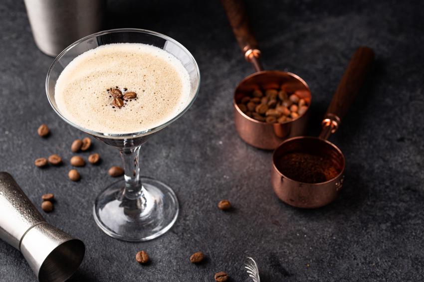 7 Cozy Winter Rum Drinks to Warm You From Nose to Toes | LoveToKnow