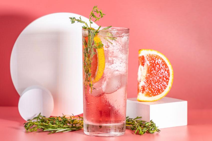 29 Spirited Drinks That Start With S for Cocktail Sip-spiration ...