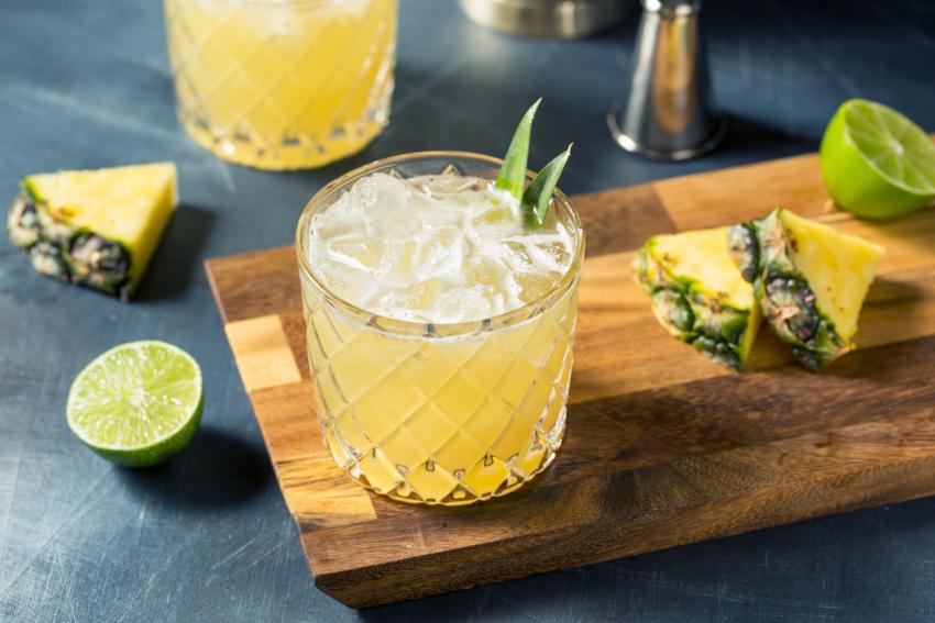 15 April Drinks as Refreshing as an April Shower | LoveToKnow