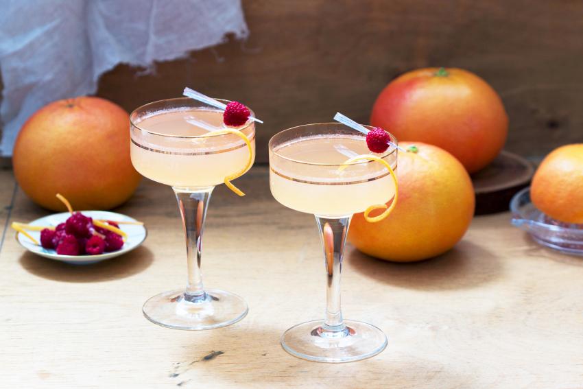 15 April Drinks as Refreshing as an April Shower | LoveToKnow