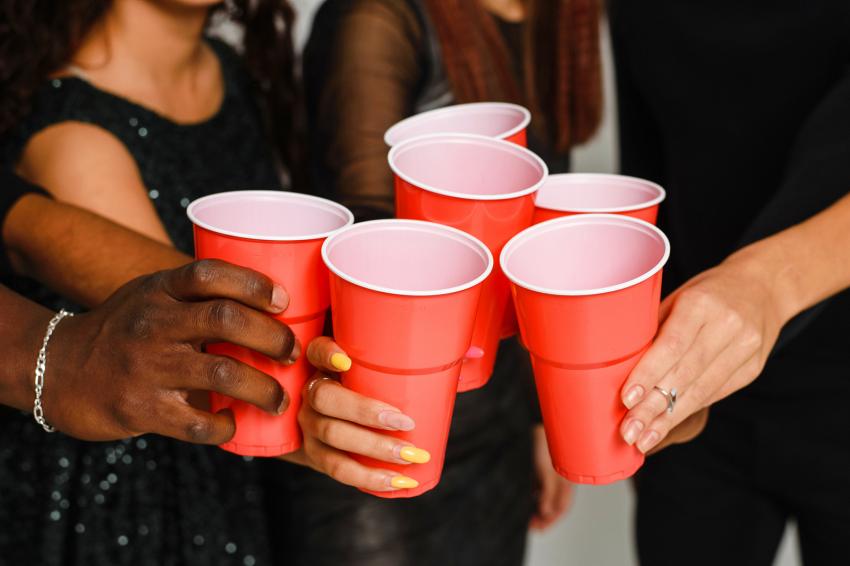 13 College Alcohol Drinks That Actually Taste Good | LoveToKnow