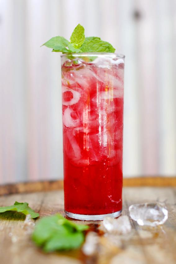 10 Asian Cocktails That Burst With Flavor | LoveToKnow