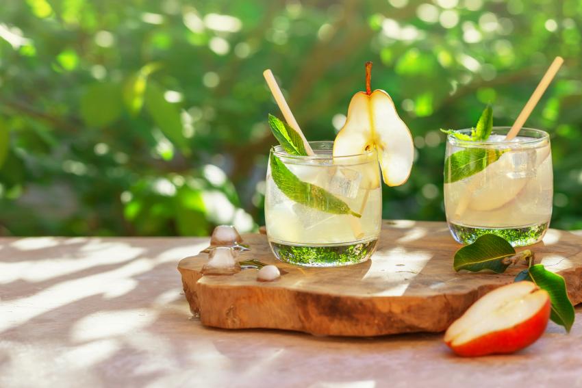 10 Asian Cocktails That Burst With Flavor | LoveToKnow