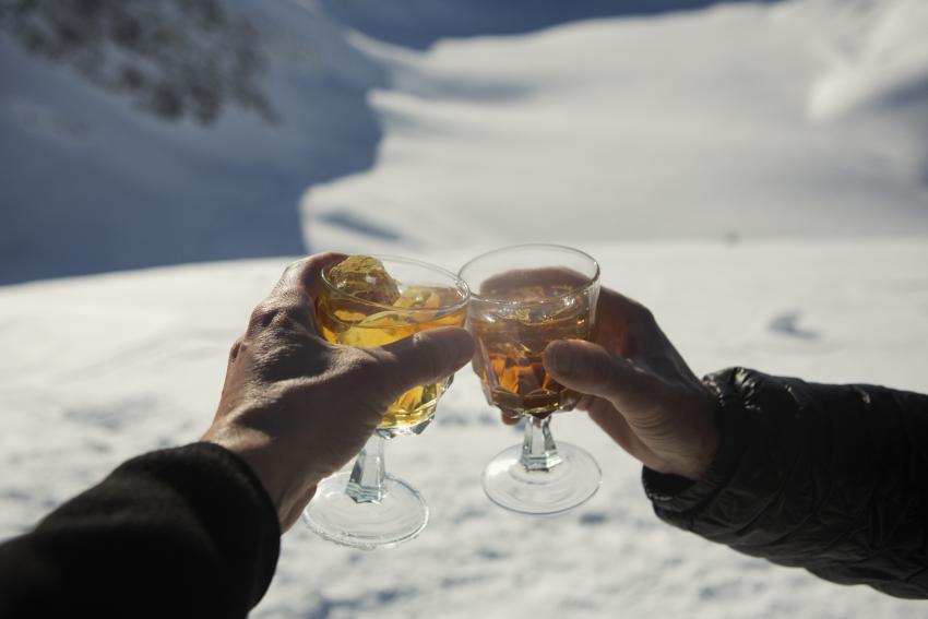 10 Tea-Infused Cocktails for Botanical Bliss | LoveToKnow