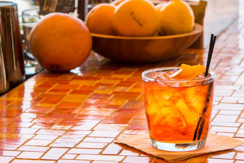 10 Spritz Cocktail Recipes for Light Refreshment | LoveToKnow