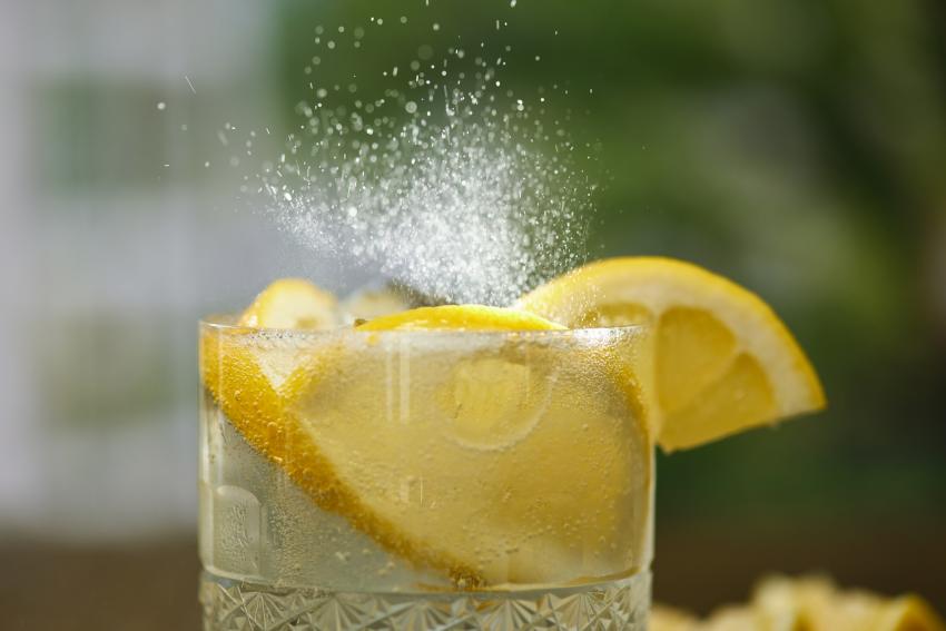 10 Spritz Cocktail Recipes for Light Refreshment | LoveToKnow