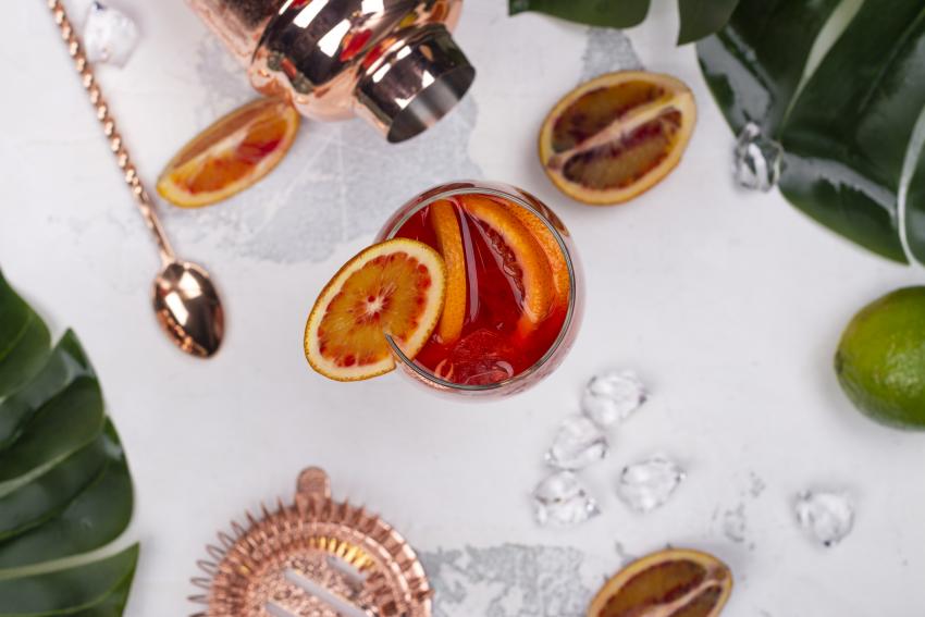 12 Bitter Cocktails With Balanced Bittersweet Flavor | LoveToKnow