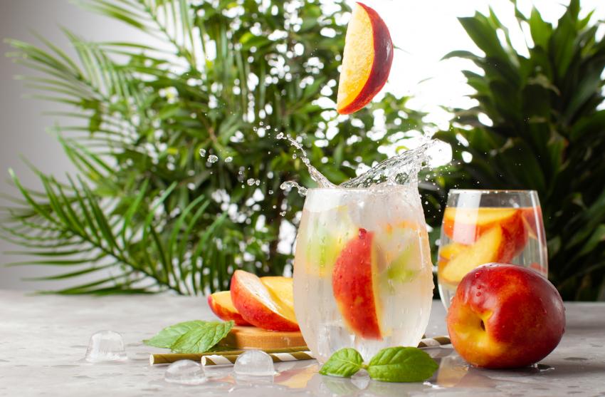 8 Clean & Clear Cocktails That Will Be Clear Winners | LoveToKnow