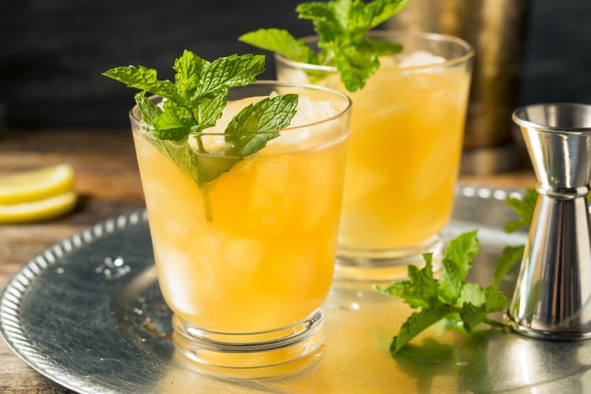 9 Cardamaro Cocktails With Smooth & Complex Flavors | LoveToKnow