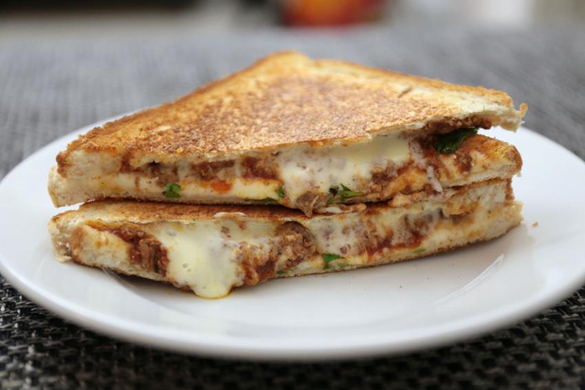 10 Tasty Things to Do With Leftover Pizza | LoveToKnow