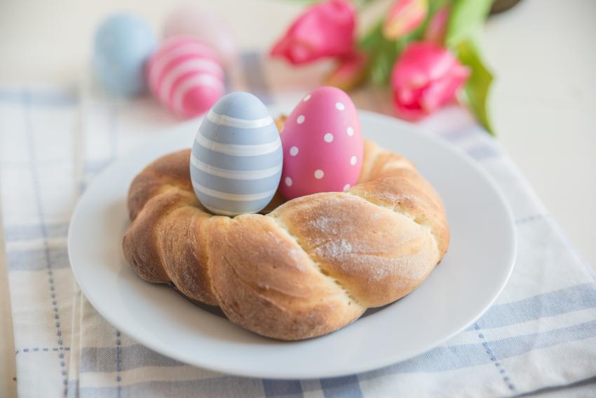16 Easter Dinner Side Dishes for an Eggsceptional Meal | LoveToKnow