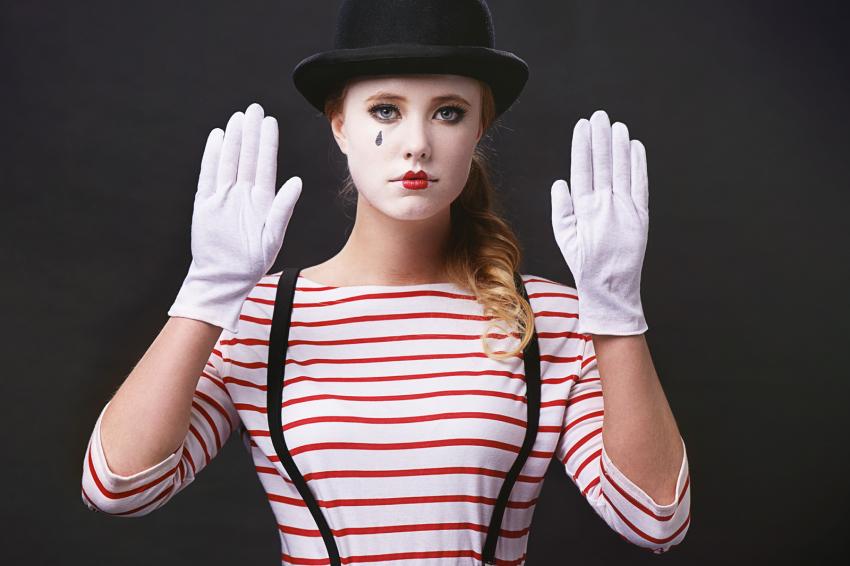 Halloween Face Paint Ideas That Are Eerily Easy | LoveToKnow