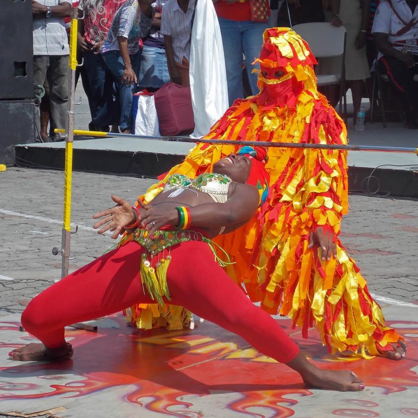 Фотографии Limbo Dancing - ЯЗнаю
