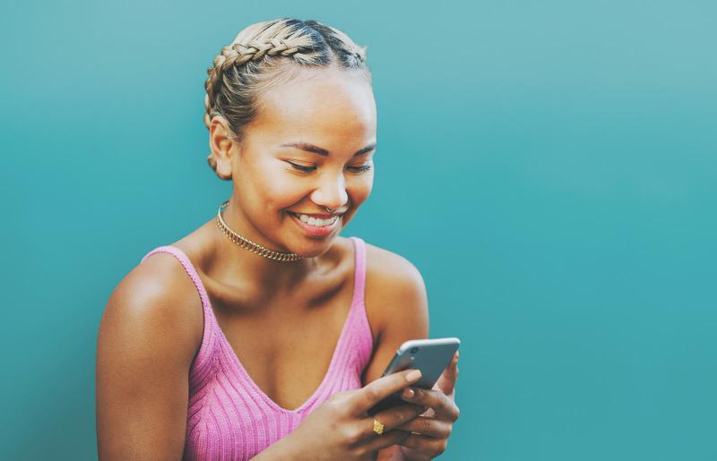 How to Flirt Over Text: Cute & Clever Examples | LoveToKnow