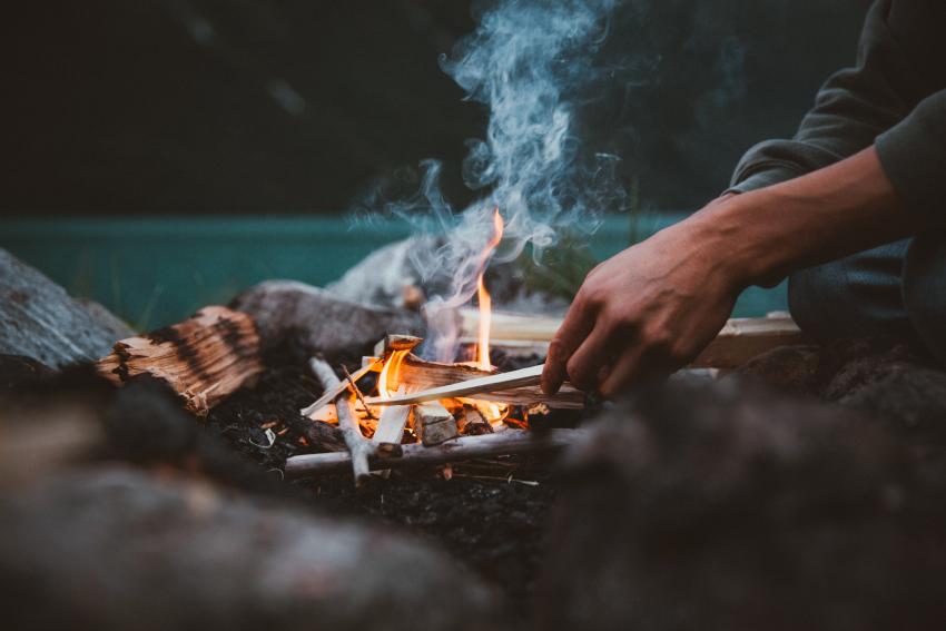 10 Blazing Tips for Starting a Campfire Safely and Simply | LoveToKnow