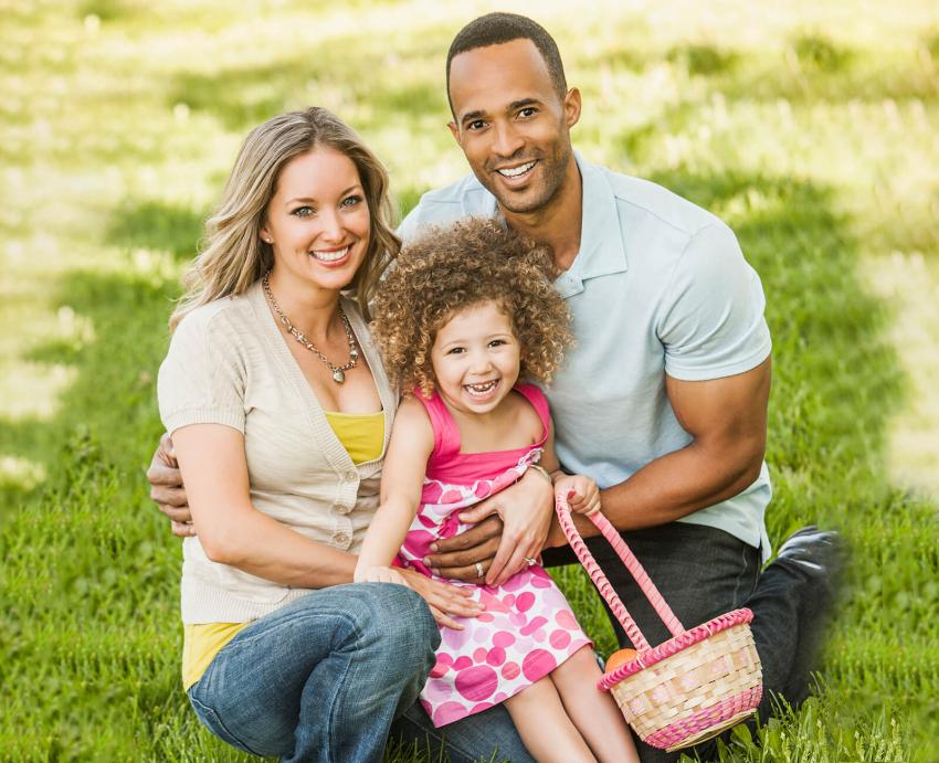 Adorable Easter Family Picture Ideas to Help You Hop Into Spring ...