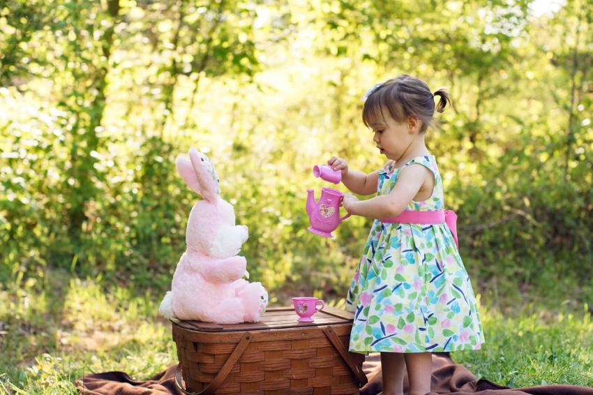 Adorable Easter Family Picture Ideas to Help You Hop Into Spring ...
