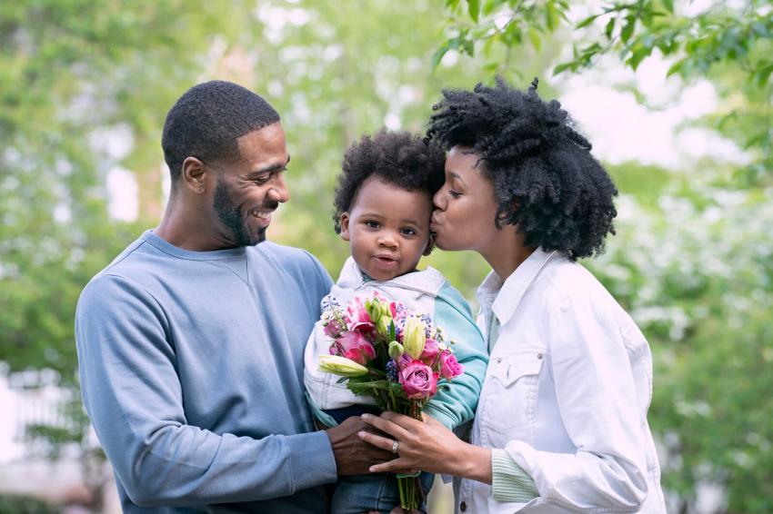 Adorable Easter Family Picture Ideas to Help You Hop Into Spring ...