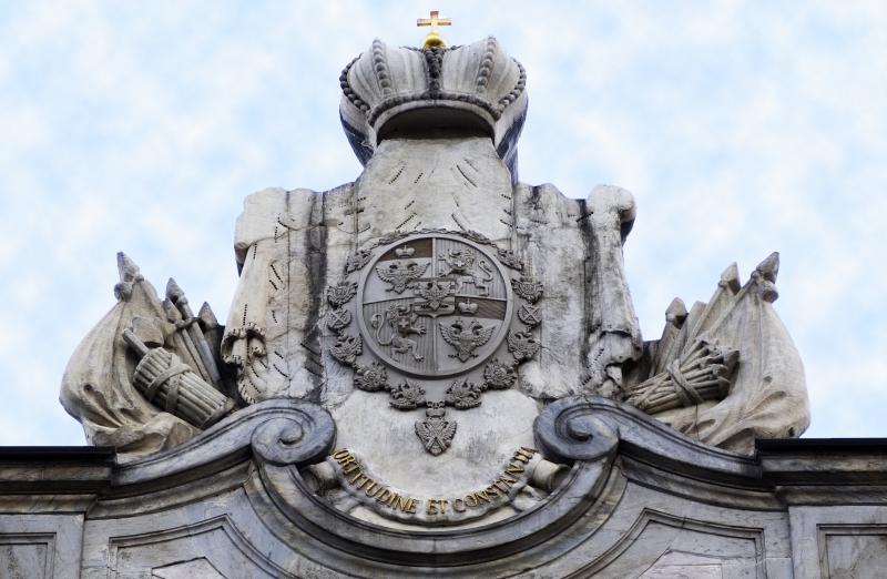 Exploring the Rich History and Modern Representations of Family Symbols ...