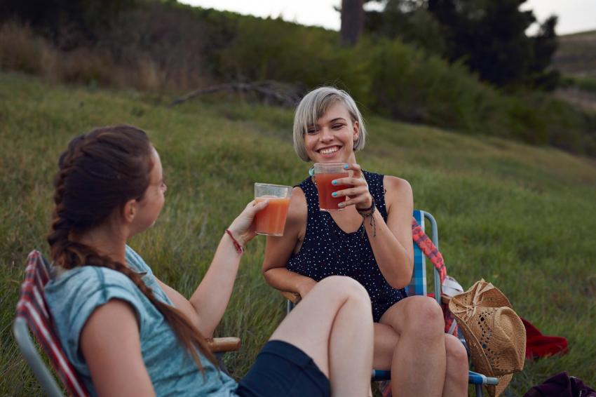 19 Camping Cocktails to Light You Up by the Fire | LoveToKnow