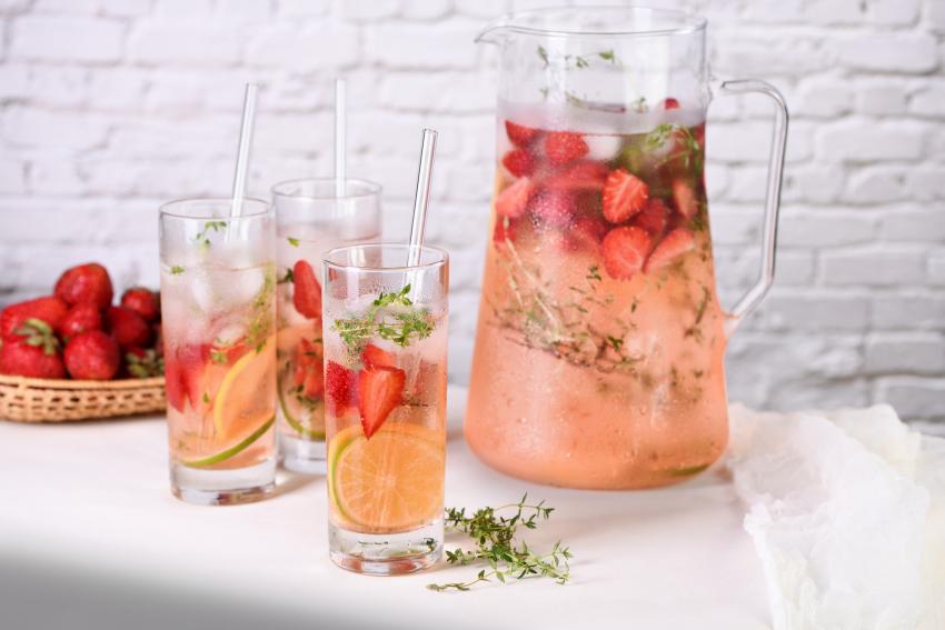 8 Refreshing Cocktail Pitcher Recipes to Pour All Summer Long | LoveToKnow